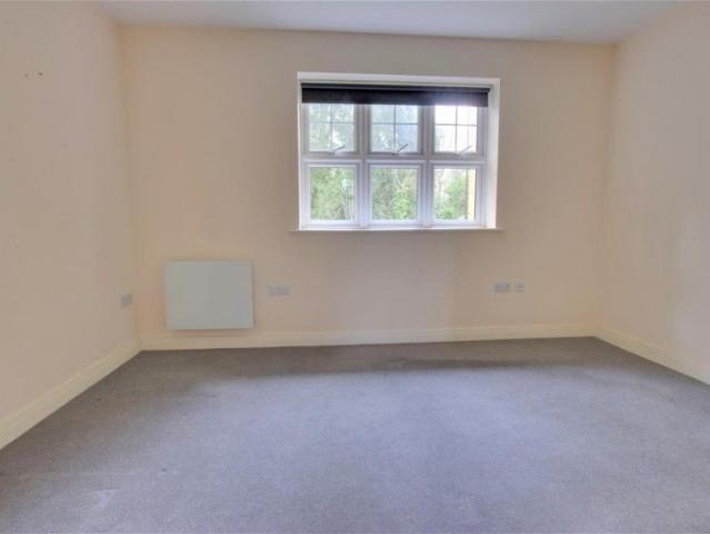 Elliott Road, Watford