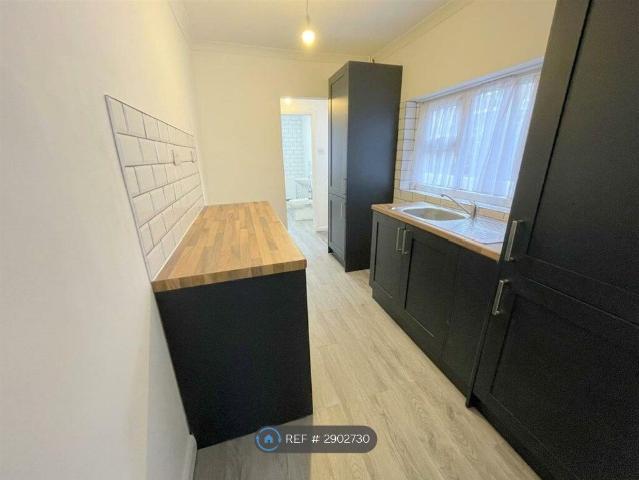 Elliott Street, Ipswich IP1, 3 bed terraced house to rent, £1,195 pcm | PrimeLocation
