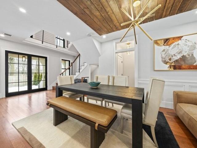 Elliot St Unit,newton, Condo For Sale