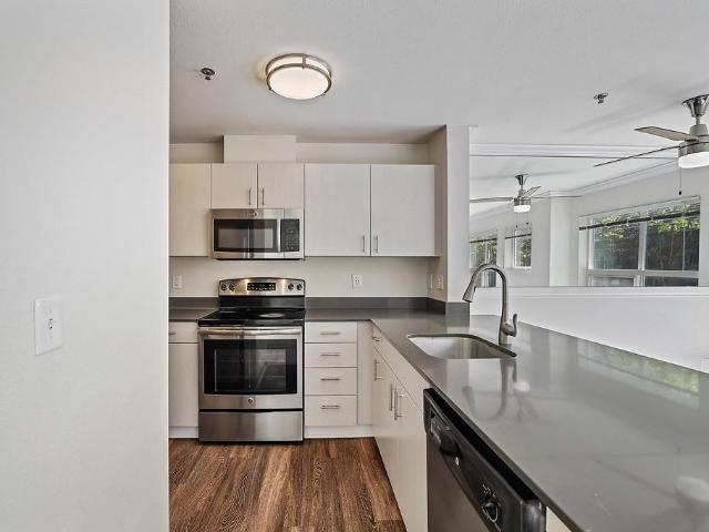 Ellington at Bellevue 2 Bedroom Apartment for Rent at 11200 Ne 11th St, Bellevue, WA 98004 Downtown Bellevue