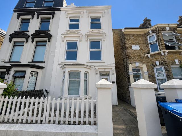 Ellington Road, Ramsgate CT11, 1 bed flat to rent, £800 pcm | PrimeLocation