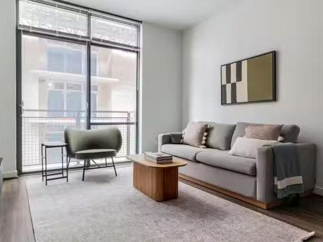 Ellis Bethesda, 4918 Saint Elmo Ave, Woodmont Triangle 1 Bed.