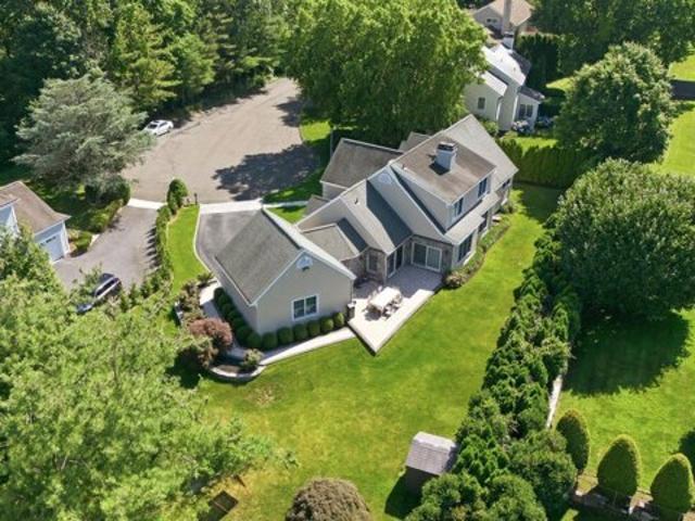 Ellis Dr Unit,white Plains, Home For Sale
