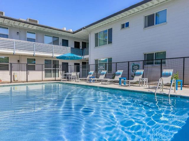 Ellis Midtown 1 Bedroom Apartment for Rent at 3117 N 7th Ave, Phoenix, AZ 85013