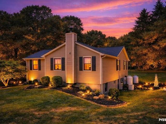Ellis Rd, Holland Township, Home For Sale