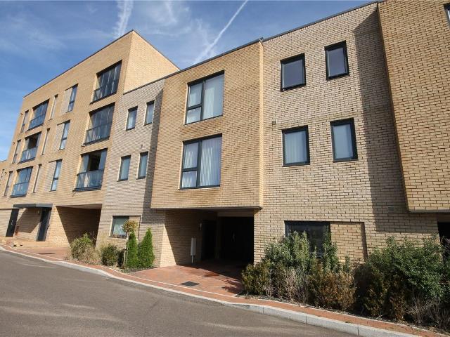 Ellis Road, Trumpington, Cambridge CB2, 3 bed terraced house to rent, £2,400 pcm | PrimeLocation