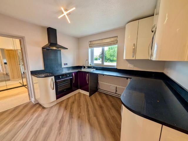 Ellison Lane, Hardwick, CB23 4 bed semi detached bungalow to rent £1,900 pcm £438 pw