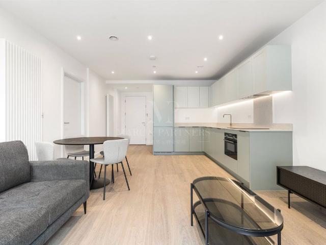 Ellipse House, Royal Eden Docks, London E16, 1 bed flat to rent, £2,150 pcm | PrimeLocation