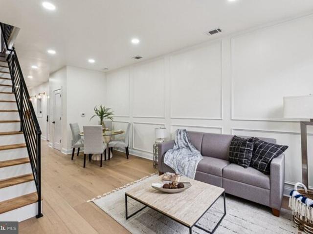 Ellsworth St, Philadelphia, Home For Sale