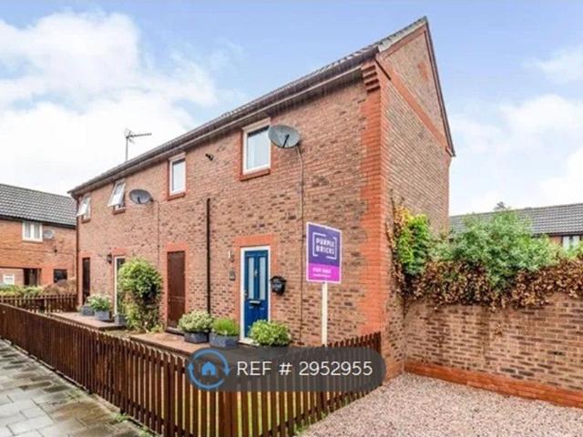 Elsworth Close, Feltham TW14, 1 bed semi detached house to rent, £1,600 pcm | PrimeLocation