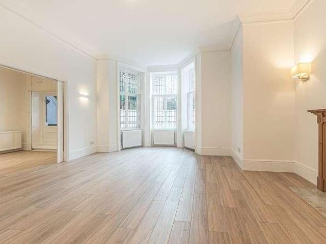 Elsworthy Road, Primrose Hill, NW3