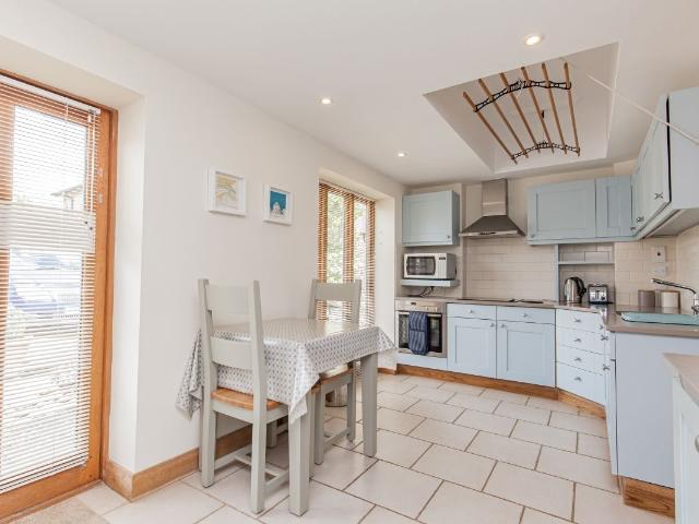 Elsfield, Oxford OX3, 1 bed flat to rent, £1,550 pcm | PrimeLocation