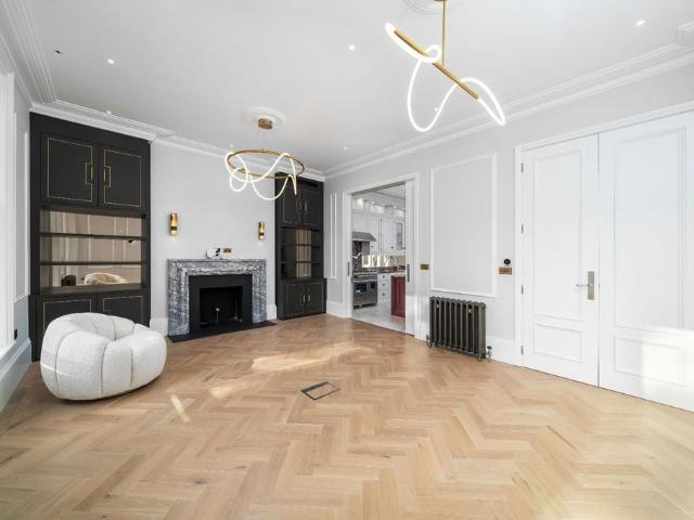 Elsham Road, Holland Park, London 5 bed house to rent £9,997 pcm £2,307 pw