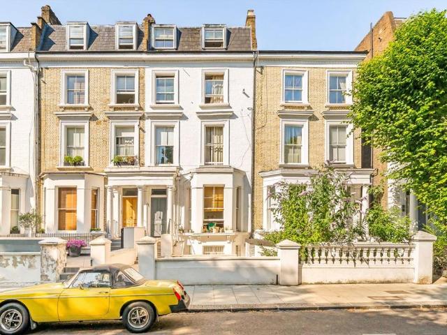 Elsham Road, London W14 2 bed flat to rent £3,000 pcm £692 pw