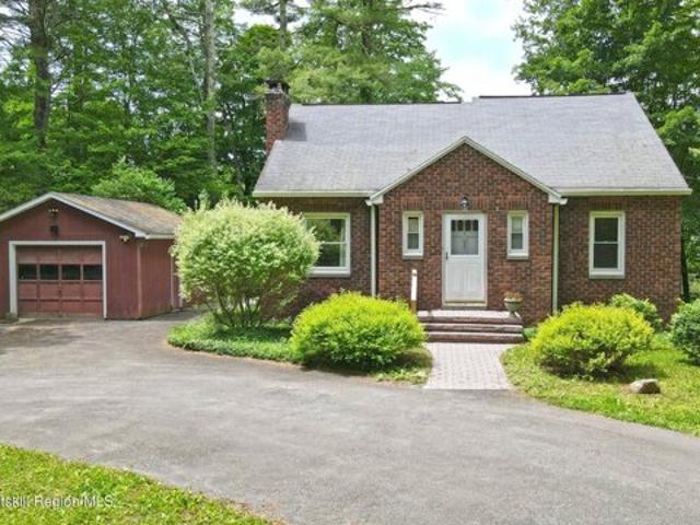 Elting Ln, Woodstock, Home For Sale