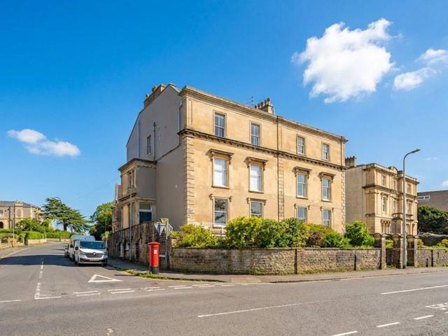 Elton Road, Clevedon, North Somerset BS21, 3 bed flat to rent, £1,500 pcm | PrimeLocation