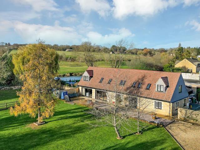 Elton Road, Wansford, PE8 4 bed detached house to rent £2,950 pcm £681 pw