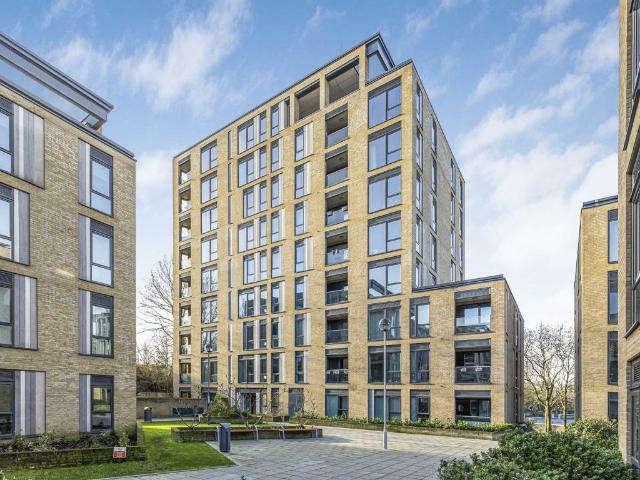 Eltringham Street, Wandsworth, London SW18, 2 bed flat to rent, £2,850 pcm | PrimeLocation