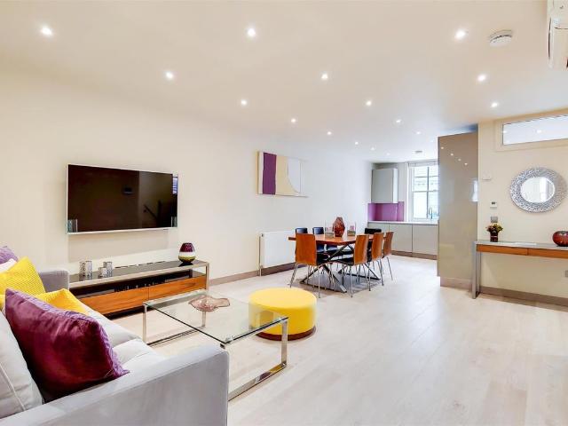 Elvaston Mews, London SW7, 2 bed flat to rent, £4,983 pcm | PrimeLocation