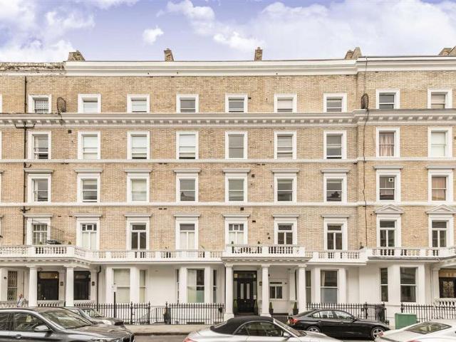 Elvaston Place, London SW7 1 bed flat to rent £3,000 pcm £692 pw