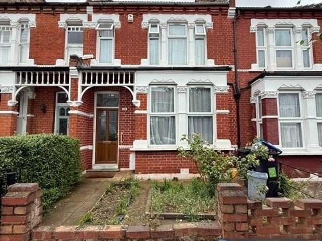 Elvendon Road, London, N13 4 bed terraced house to rent £2,700 pcm £623 pw