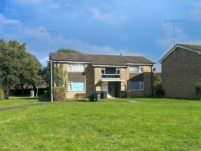 Ely Close, Hatfield, AL10 1 bed flat to rent £1,000 pcm £231 pw