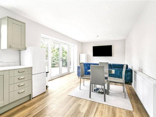 Ely Place, Canterbury Road, Guildford, Surrey, GU2 9TD