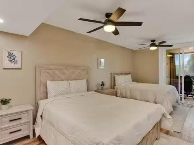 Elysian Pads, 3098 Rue D’Orleans, Point Loma Heights 1 Bedr.