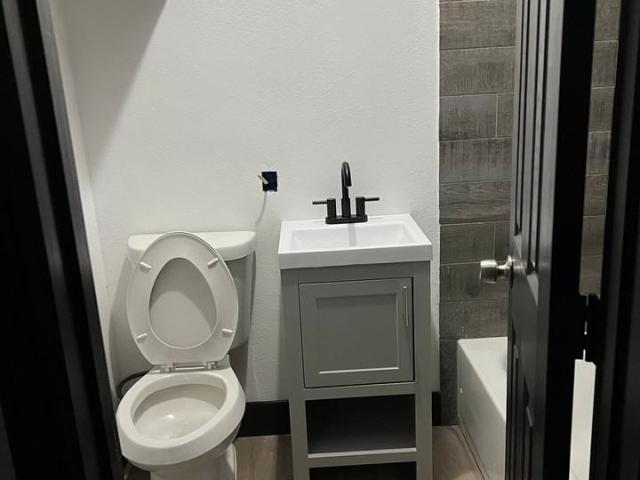 Elysian 2 Bedroom Apartment for Rent at 5617 Elysian St, Houston, TX 77009 Northside Village