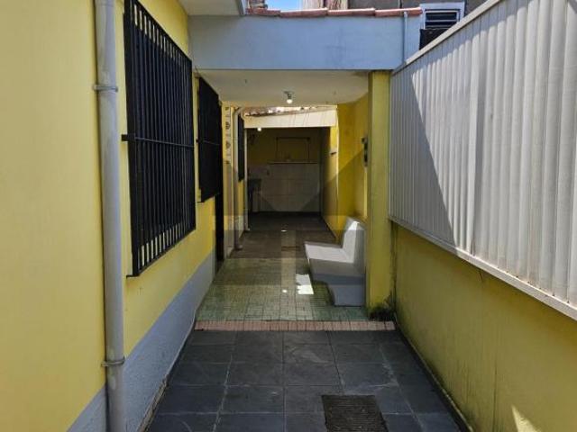Em uma localização estratégica no Capão Redondo, em São Paulo, este imóvel of.