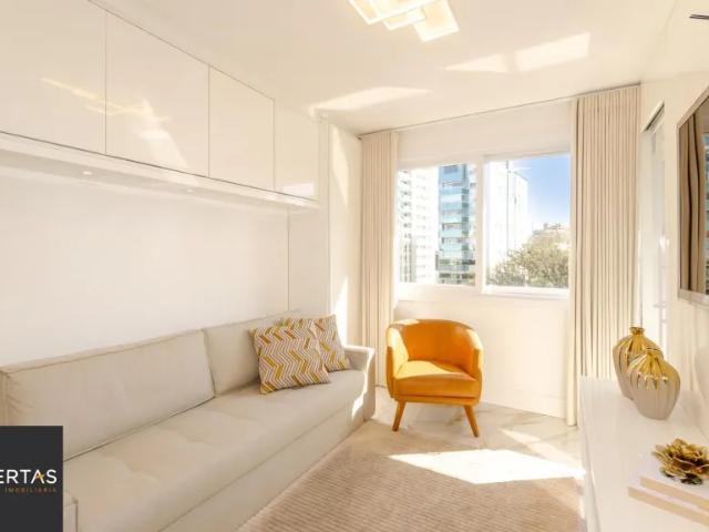 Emílio 111 Boutique Residences Apartamento de 1 Dormitório no Bairro Três Figueiras