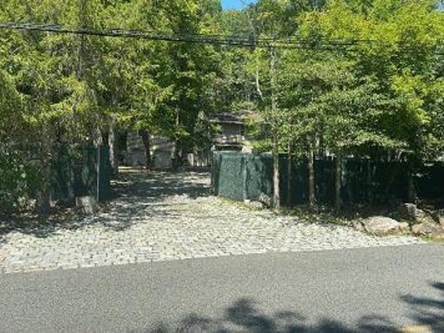Emmans Rd