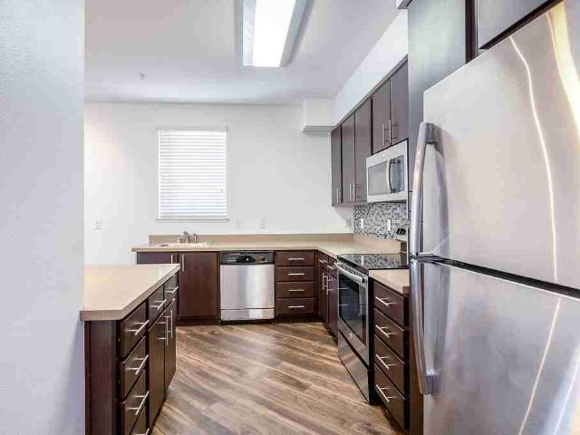 Emme Studio Apartment for Rent at 6350 Christie Ave, Emeryville, CA 94608