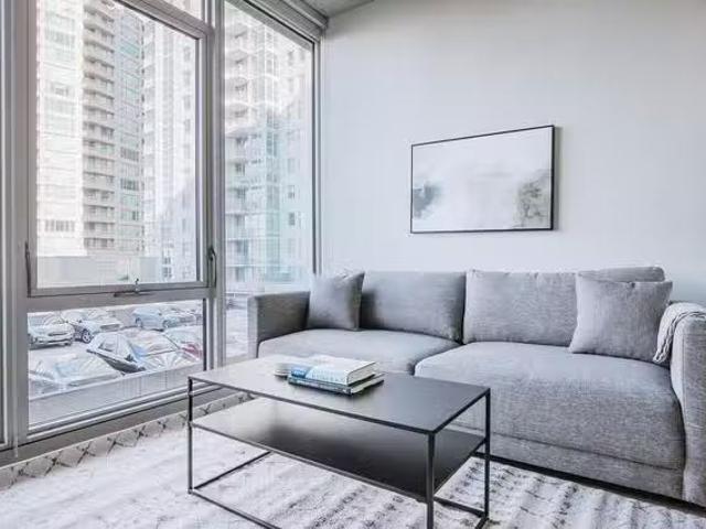 Emme, 165 North Desplaines St, West Loop Gate 1 Bedroom 1.