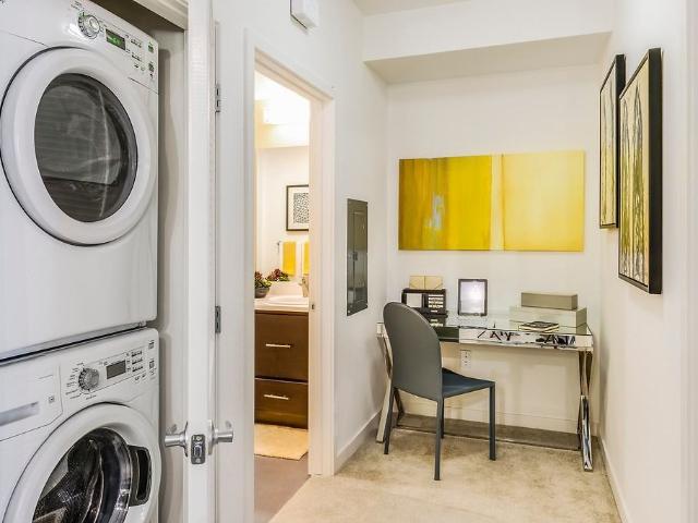 Emme 1 Bedroom Apartment for Rent at 6350 Christie Ave, Emeryville, CA 94608