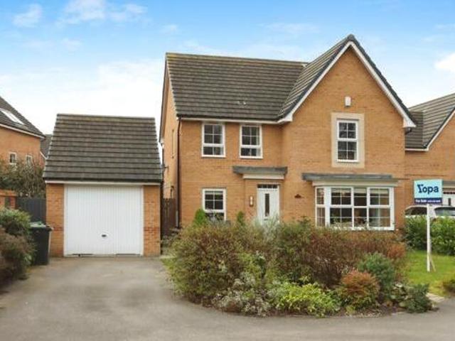 Emmerson Spur, Leeds, 4 Bedroom Detached