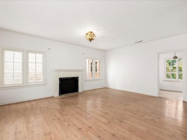 Emmet Terrace Triplex 2 Bedroom Apartment for Rent at 6612 6612 6616 Emmet Terrace, Los Angeles, CA 90068 Hollywood United