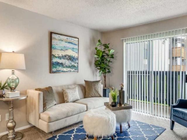 Emmitt Luxury Apartments 2 Bedroom Apartment for Rent at 5613 Coventry Park Dr, Haltom City, TX 76117
