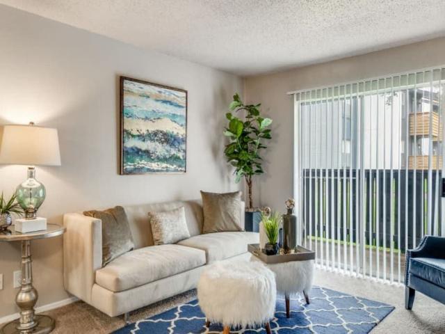 Emmitt Luxury Apartments 2 Bedroom Apartment for Rent at 5613 Coventry Park Dr, Haltom City, TX 76117