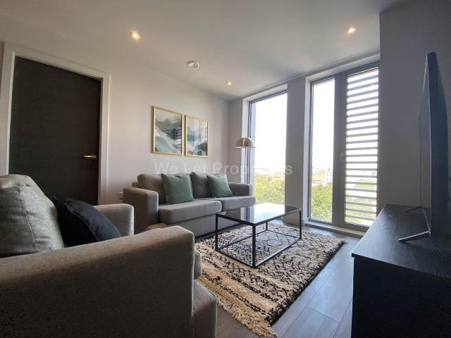Embankment Exchange, Greengate M3, 2 bed flat to rent, £1,450 pcm | PrimeLocation
