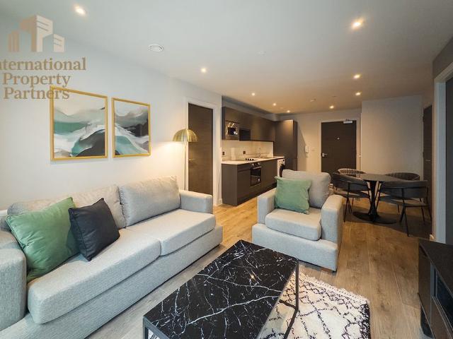Embankment Exchange, 96 Greengate, Salford M3, 2 bed flat to rent, £1,650 pcm | PrimeLocation