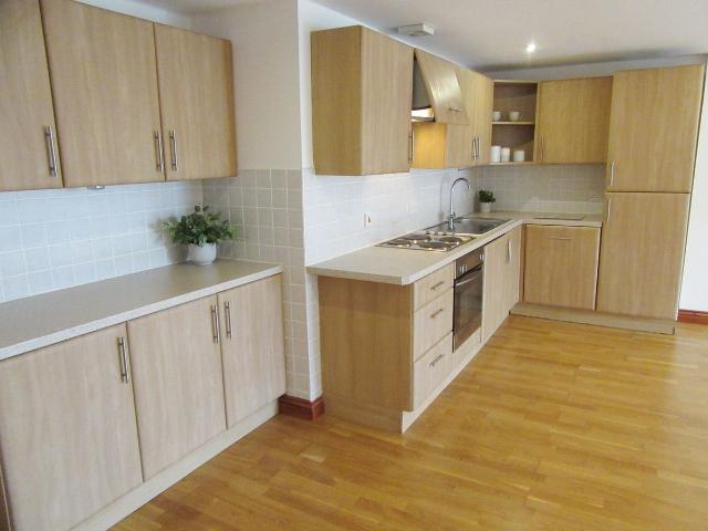Embankment Road, Llanelli, Carmarthenshire. SA15, 2 bed flat to rent, £695 pcm | PrimeLocation