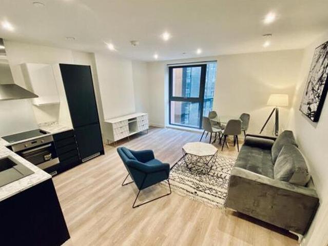 Embankment West, New Kings Head Yard, 2 Bedroom Apartment