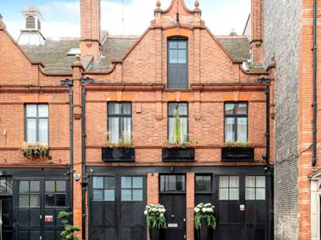 Embassy of Indonesia, 38a Adam's Row, London, W1K 2LA, United Kingdom | 4 bed house for rent #154634874 | Rentberry