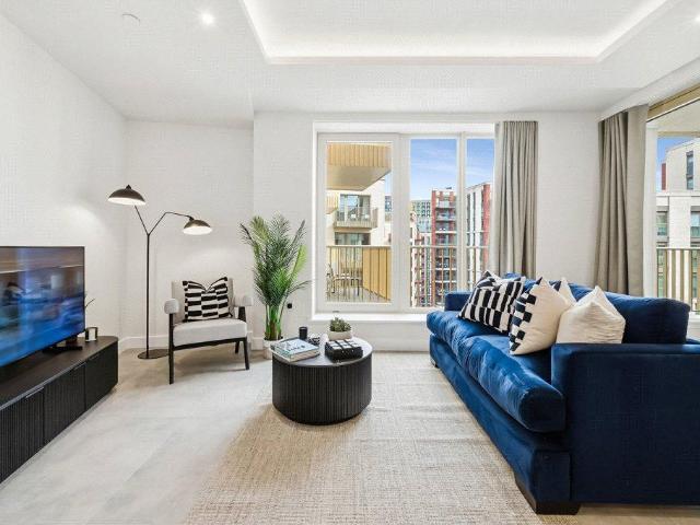 Embassy Boulevard, 29 Linear Place, SW11 Studio to rent £2,900 pcm £669 pw