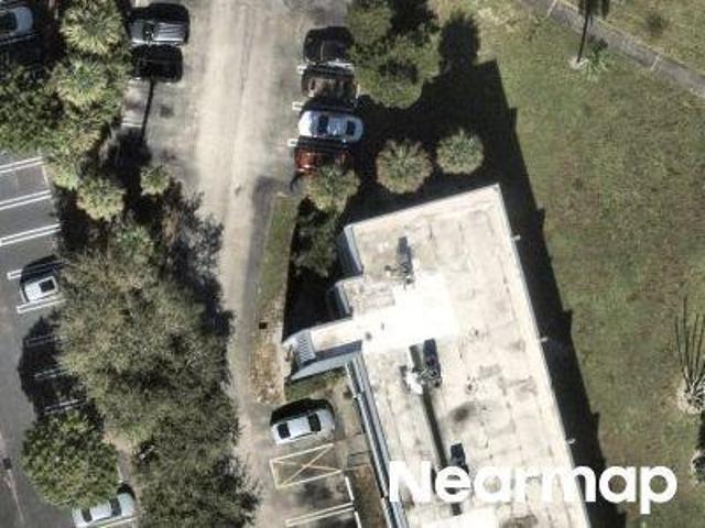 Embassy Dr Apt 204