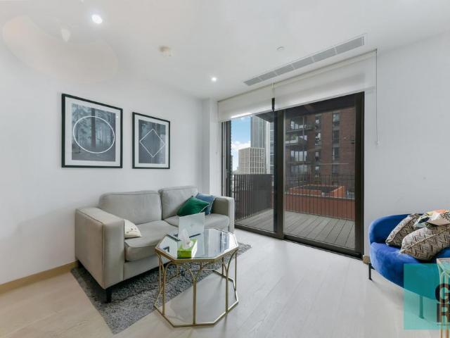 Embassy Gardens, London, SW11 2 bed apartment to rent £4,300 pcm £992 pw