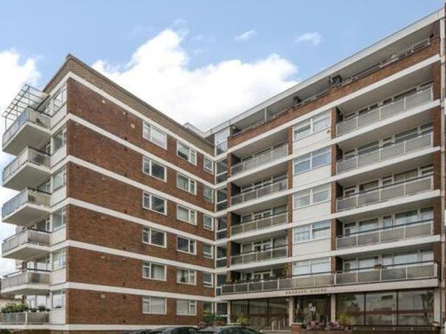 Embassy Lodge, Regents Park Road, 2 Bedroom Flat
