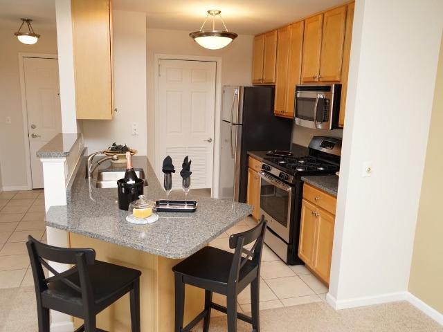 Embassy Place at White Oak Estate 2 Bedroom Apartment for Rent at 2121 45th St, Highland, IN 46322