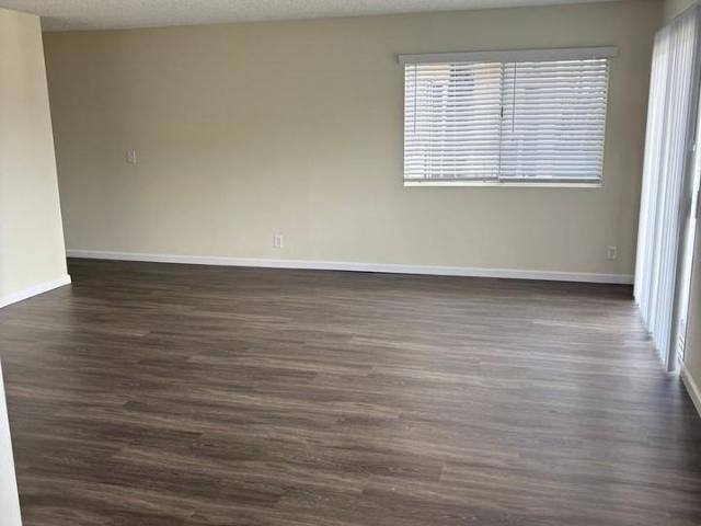 Embassy Studio Apartment for Rent at 959 Felspar St, San Diego, CA 92109 Pacific Beach